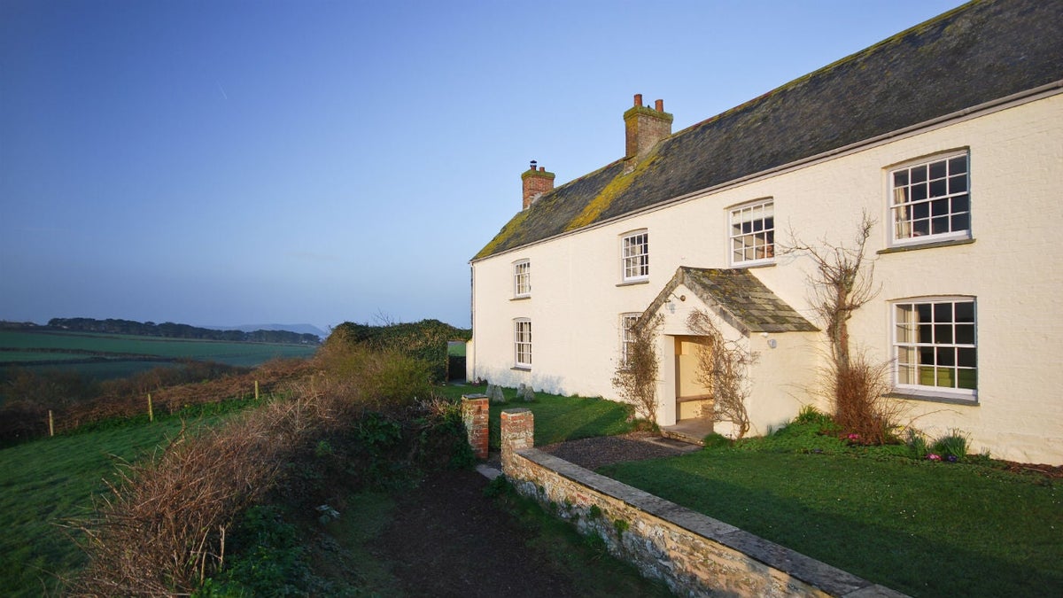 The Old Farmhouse Cornwall | National Trust