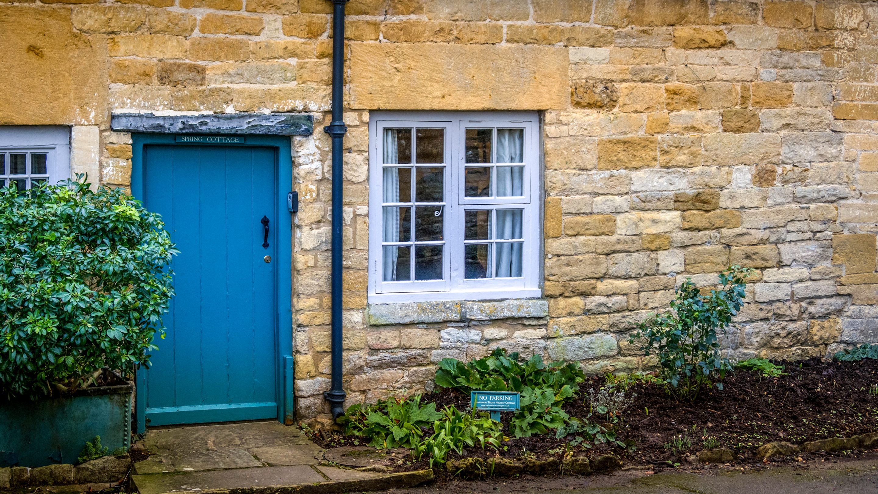 Spring Cottage The Cotswolds | National Trust