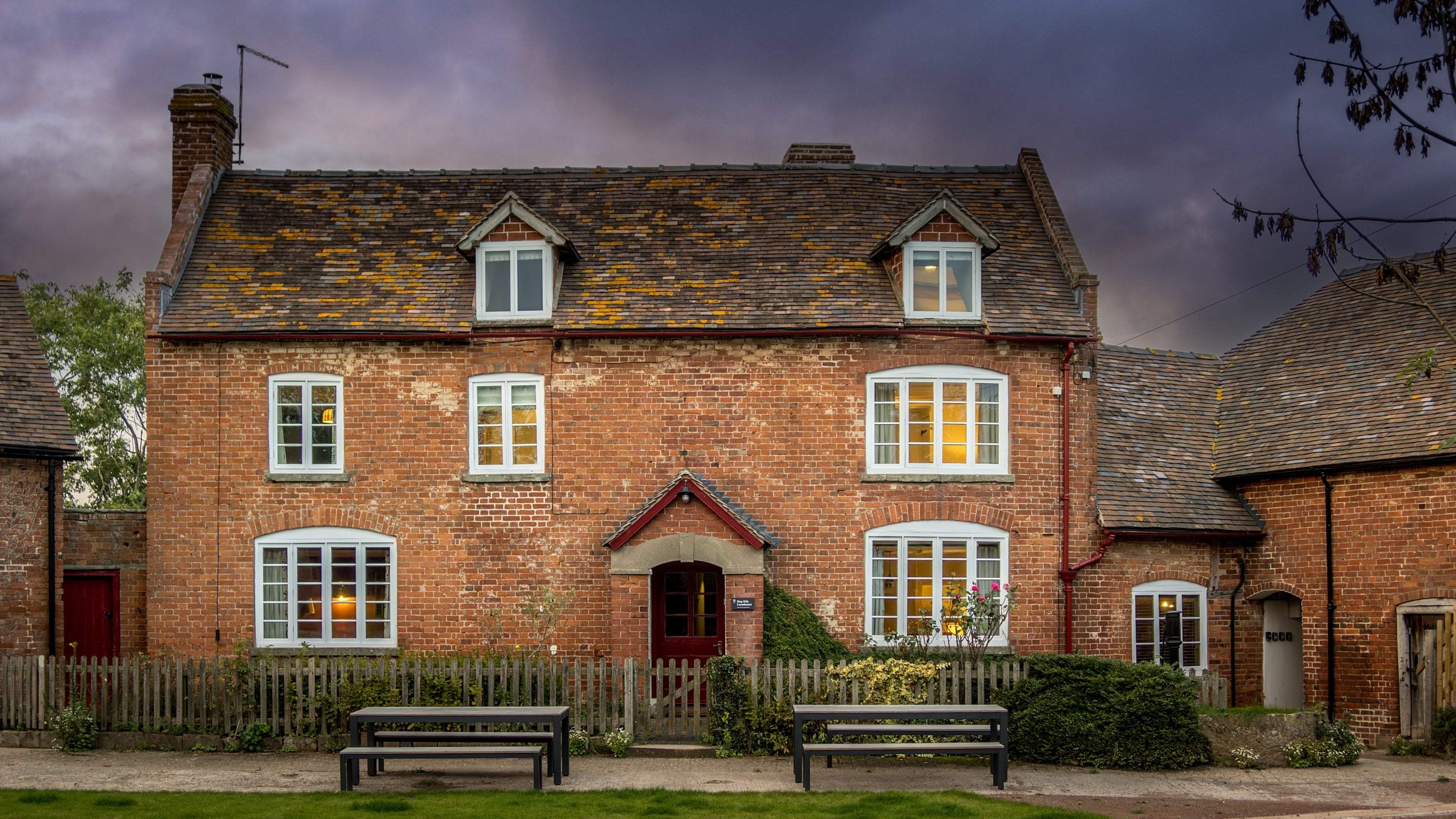 Big cottages for groups | National Trust