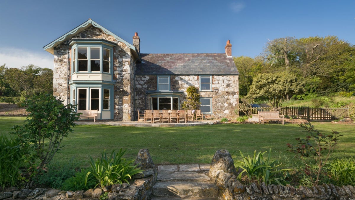 Mottistone Manor Farmhouse Isle of Wight | National Trust