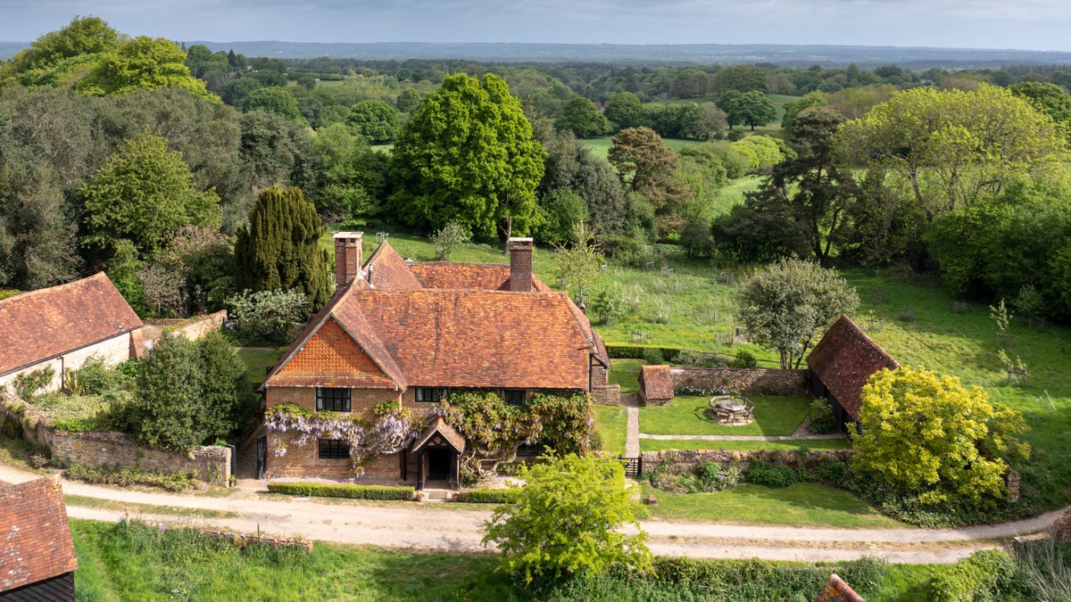 Emley Farmhouse Surrey | National Trust