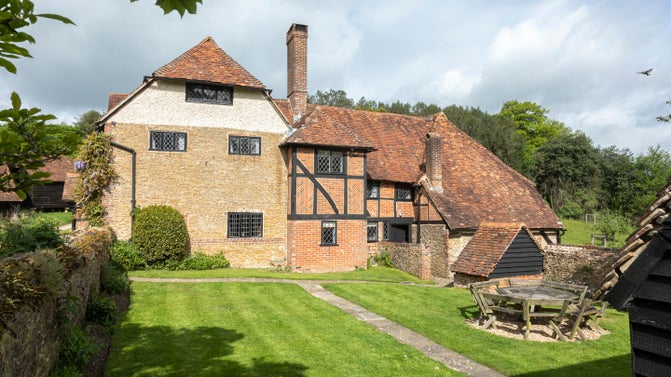 Emley Farmhouse Surrey | National Trust