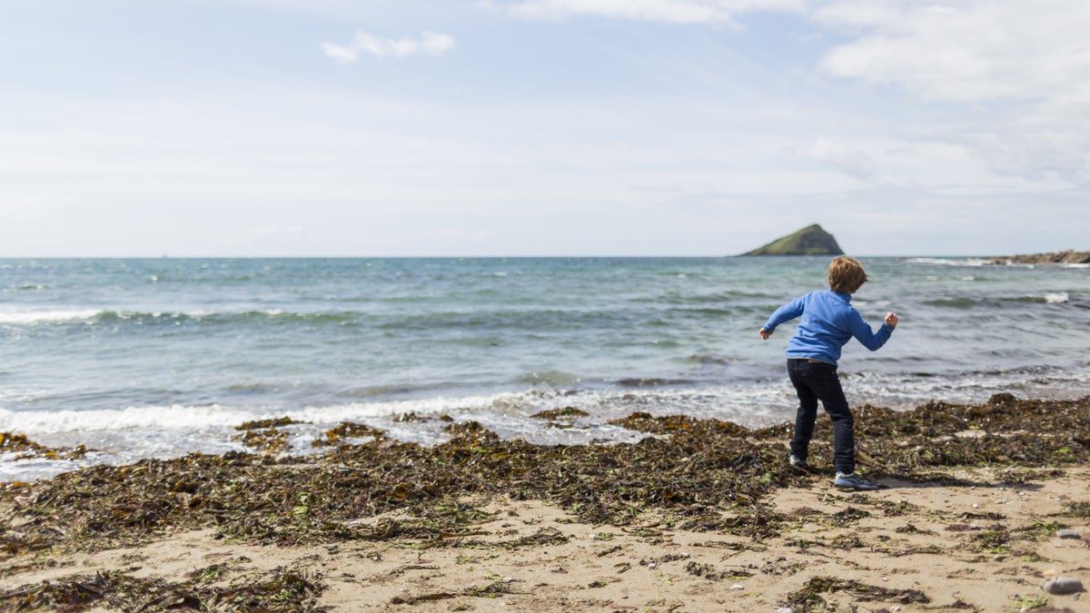 Skim a stone │ 50 things | National Trust