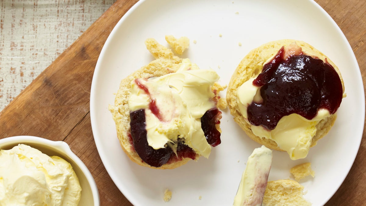 Vegan 'creem' tea | Recipes | National Trust