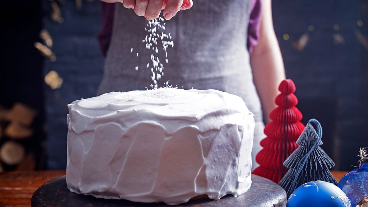 Vegan snowball cake | Recipes | National Trust