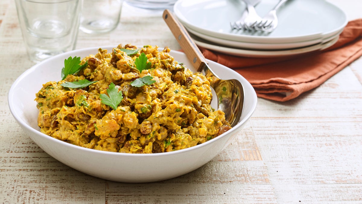 Coronation chickpea filling | National Trust