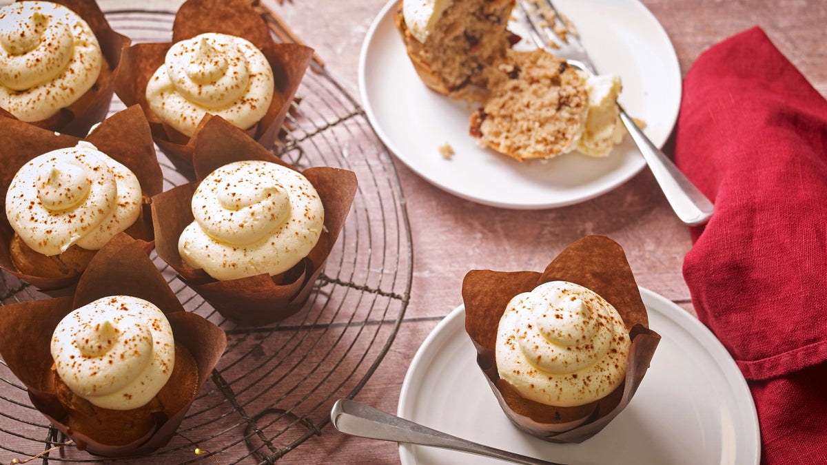 Festive spiced muffins | Recipes | National Trust