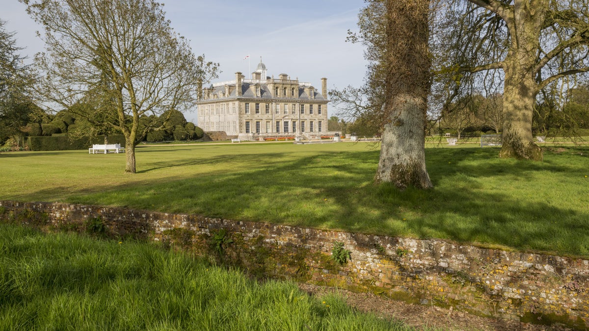 What is a ha-ha? | Gardens | National Trust