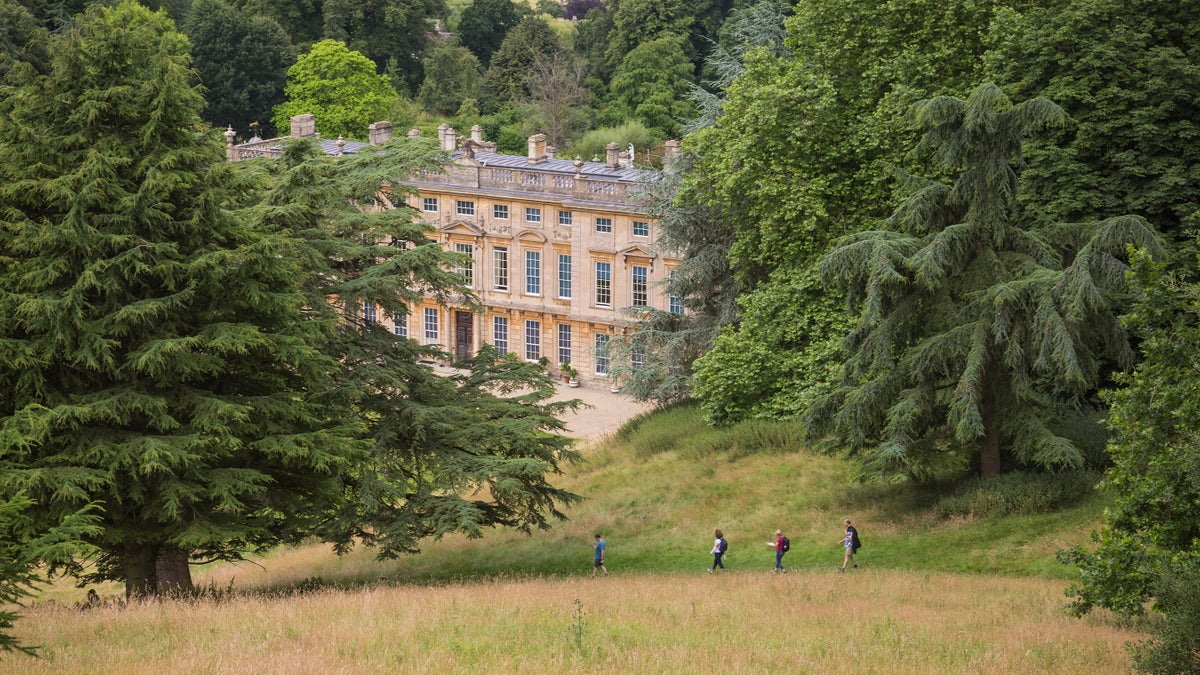 Walking at Dyrham Park | Gloucestershire | National Trust