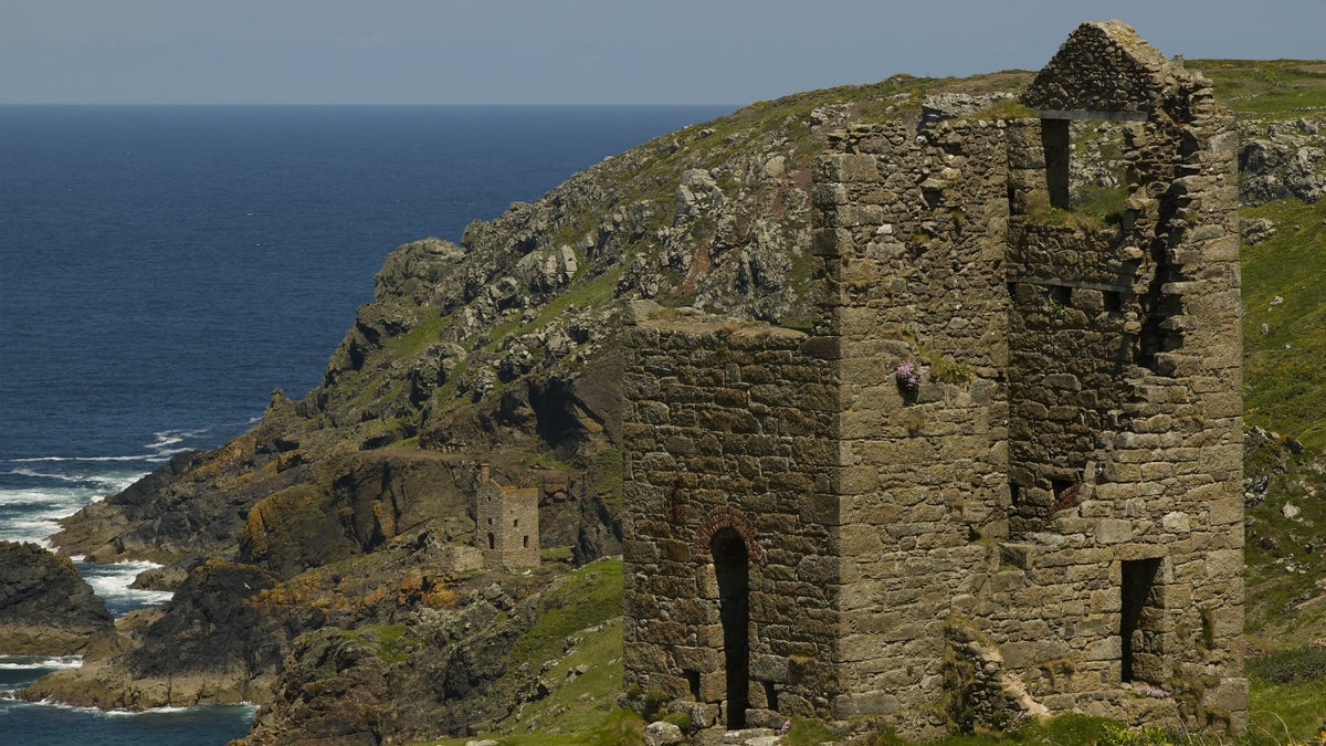 Levant Botallack Higher Bal walk | Cornwall | National Trust
