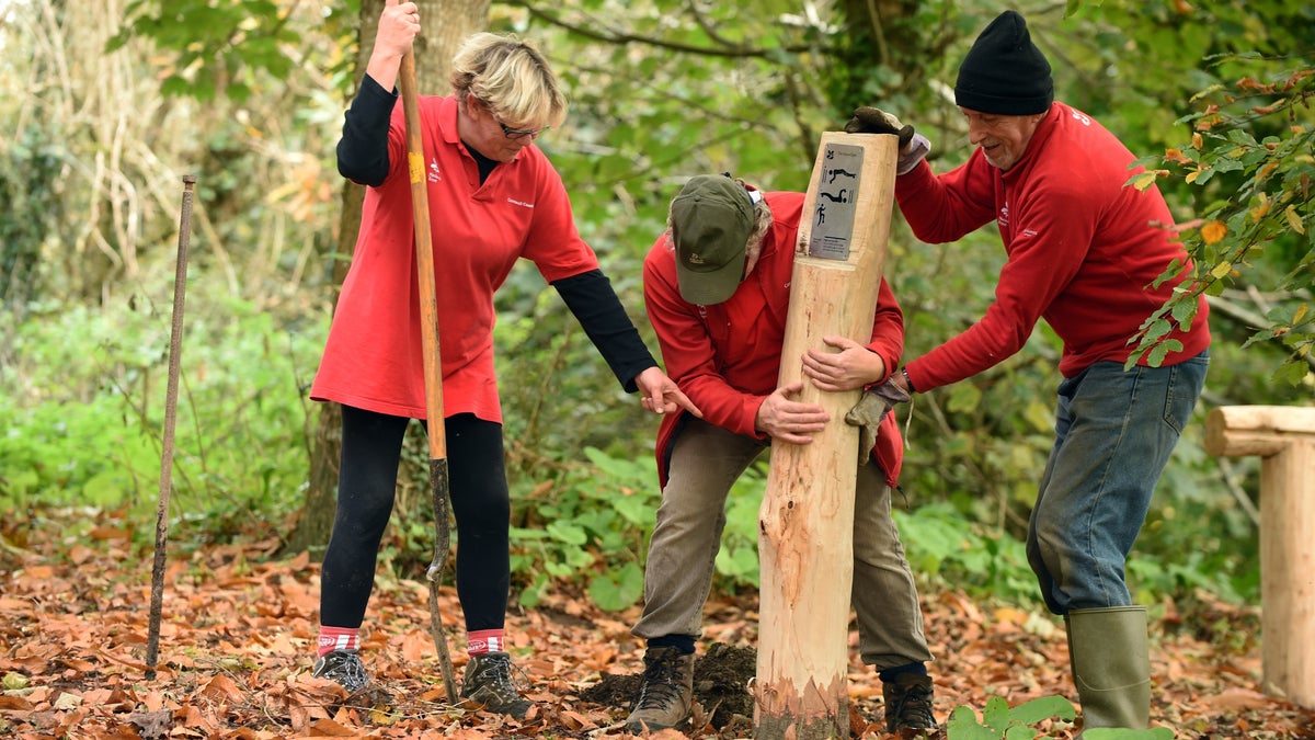 Volunteering in Cornwall | National Trust