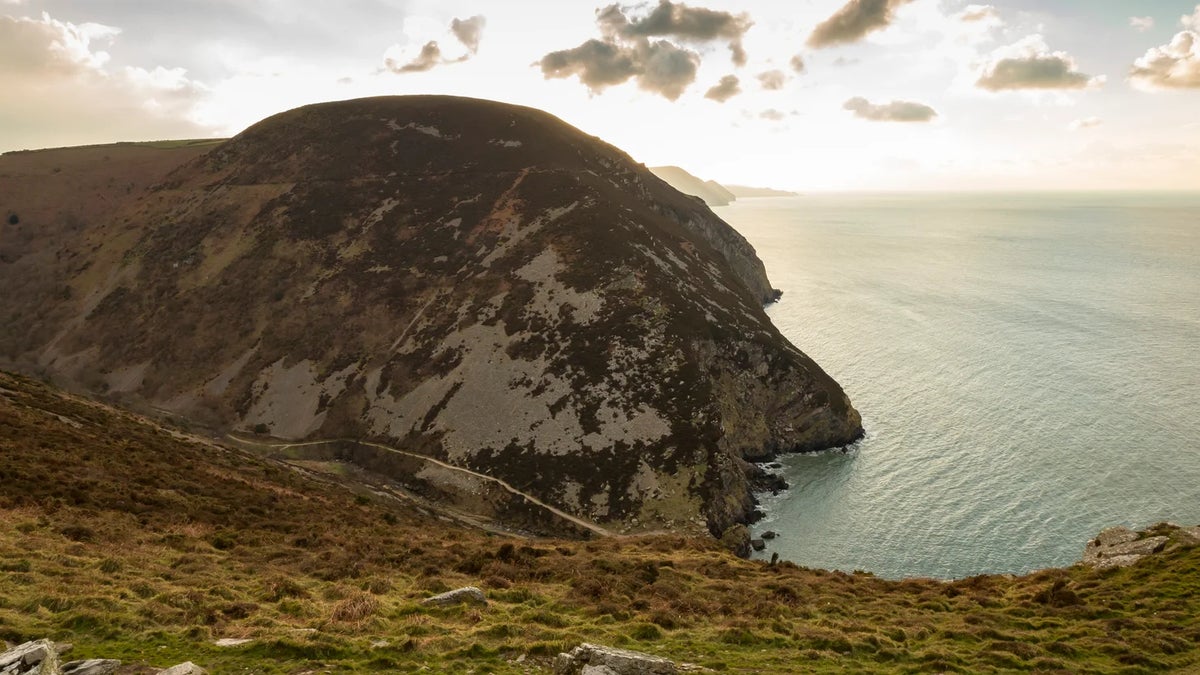 Heddon Valley to Woody Bay walk | Devon | National Trust