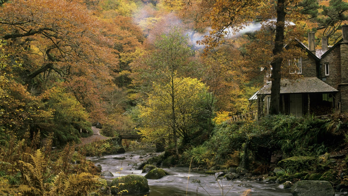 Lynmouth to Ash Bridge walk | Devon | National Trust