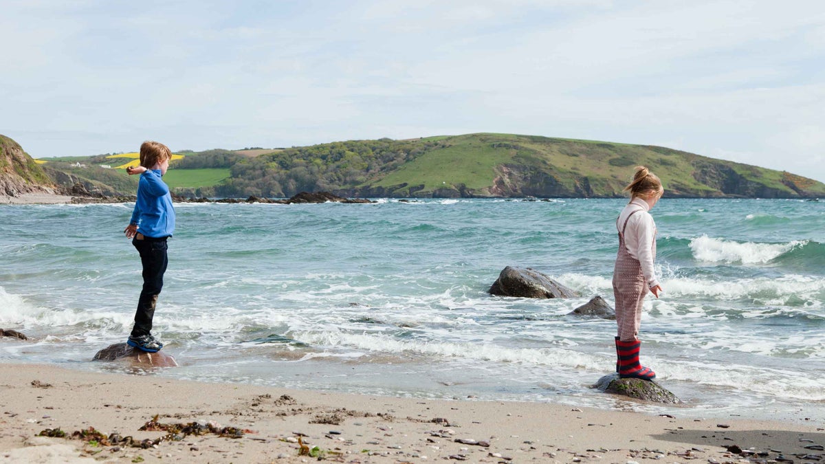 Wembury strandline circular walk | Devon | National Trust