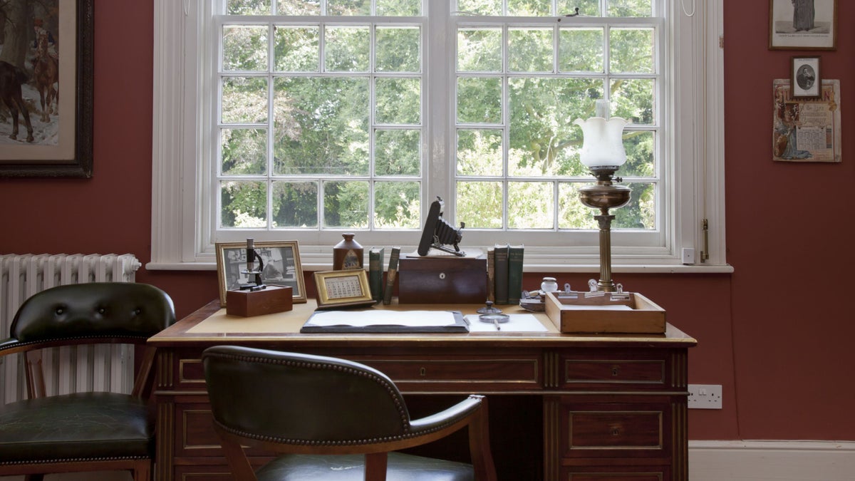 Thomas Hardy's Poetry, 'The Going' | National Trust