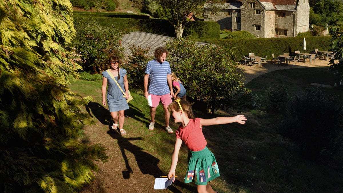 Families|Mottistone Gardens|Isle Of Wight | National Trust