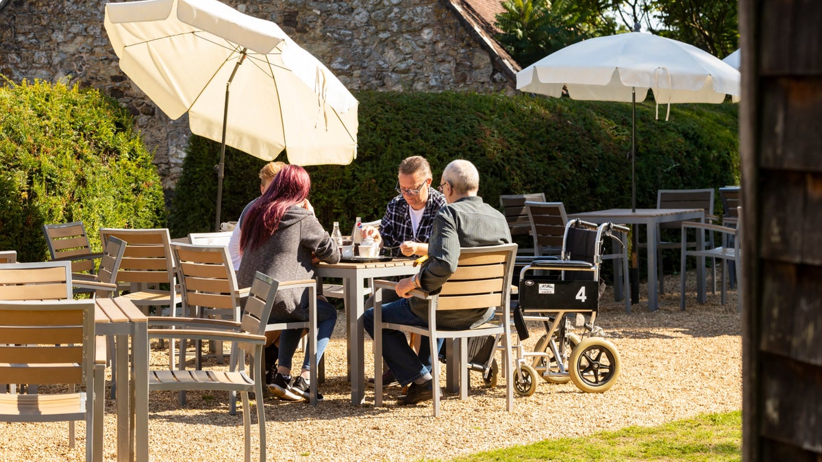 Eating at Mottistone Gardens | National Trust