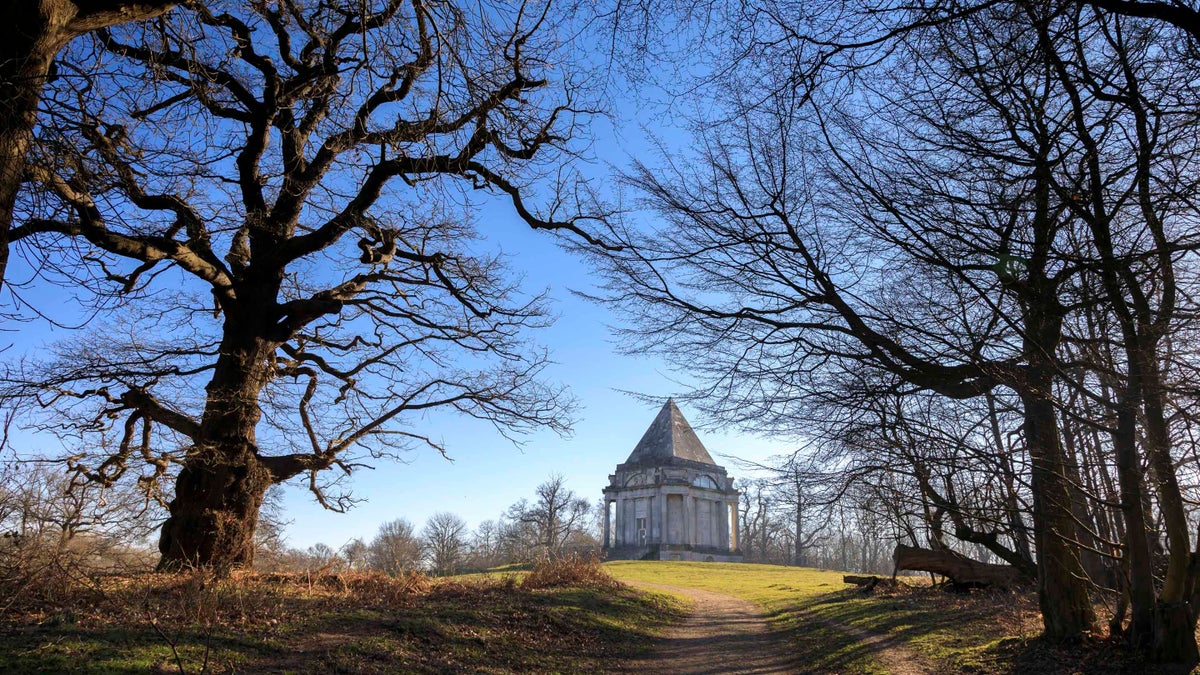 History of Darnley Mausoleum at Cobham Wood | National Trust