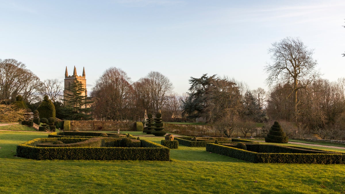 Miss Alice's landscape walk at Canons Ashby | National Trust