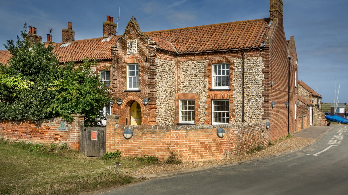 Dial House meeting room | National Trust