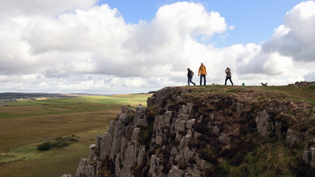 Hadrian's Wall walk │ Northumberland | National Trust