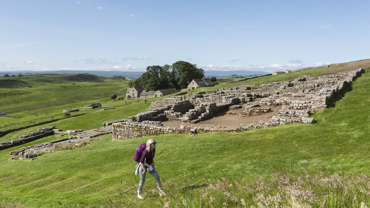 Hadrian's Wall and Housesteads Fort | National Trust