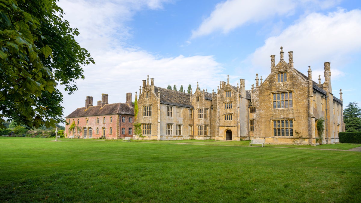 Visiting Barrington Court house | Somerset | National Trust