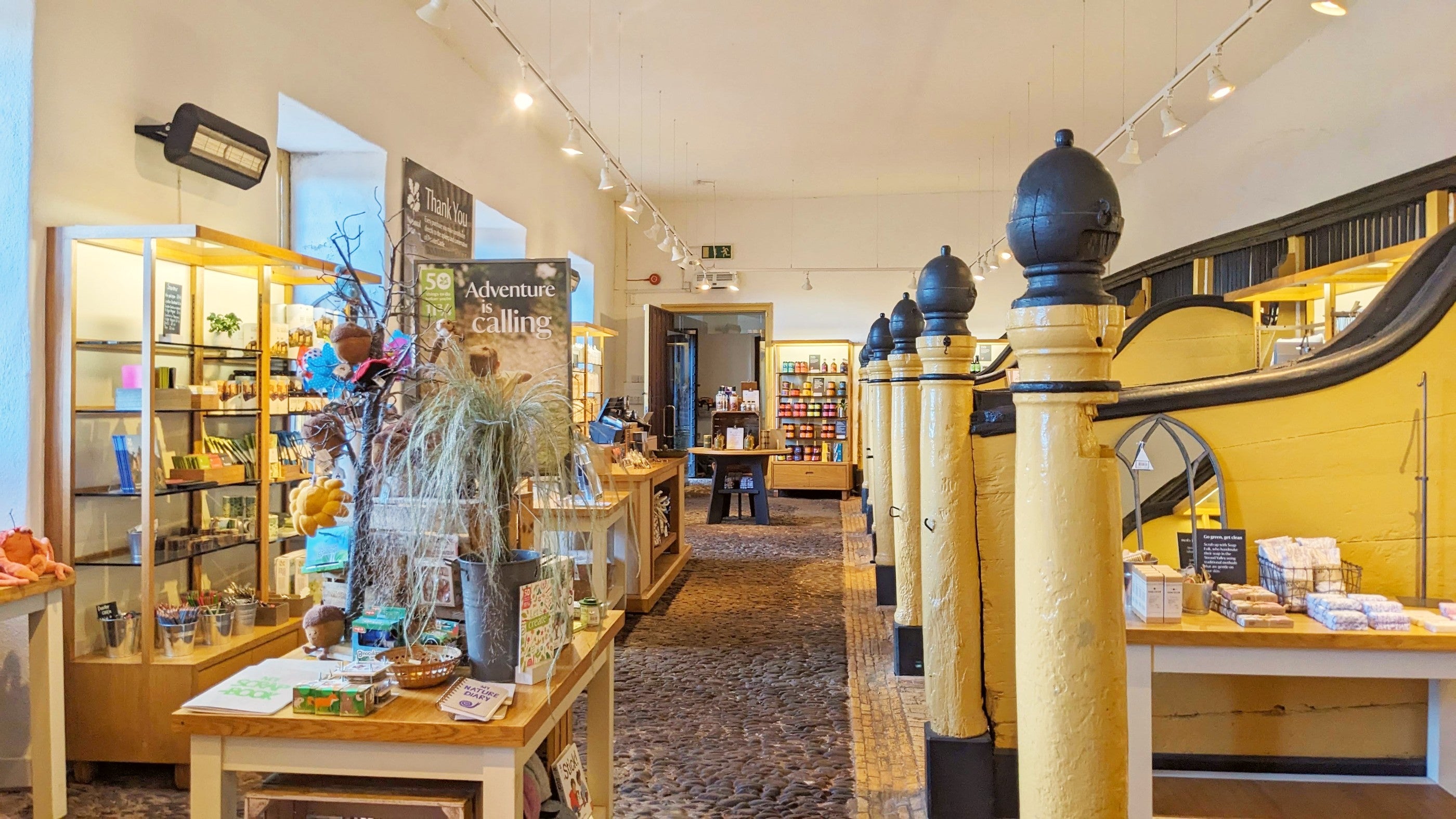 Eating and shopping at Dunster Castle | National Trust