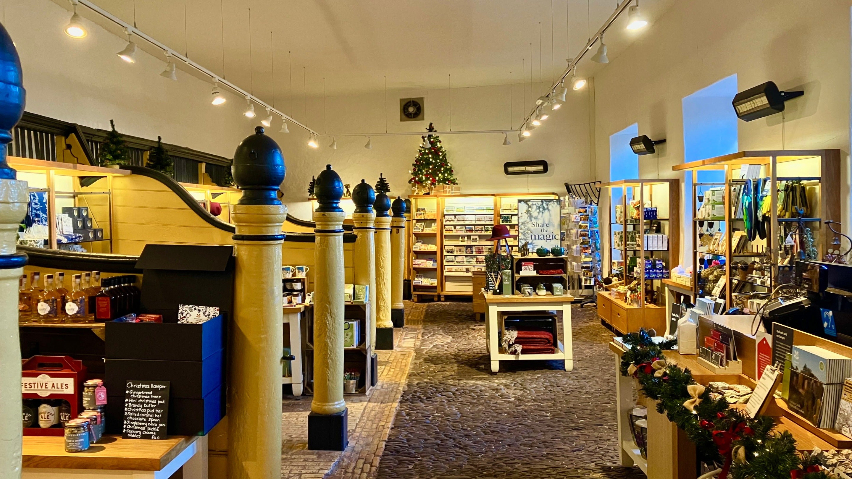 Eating and shopping at Dunster Castle | National Trust