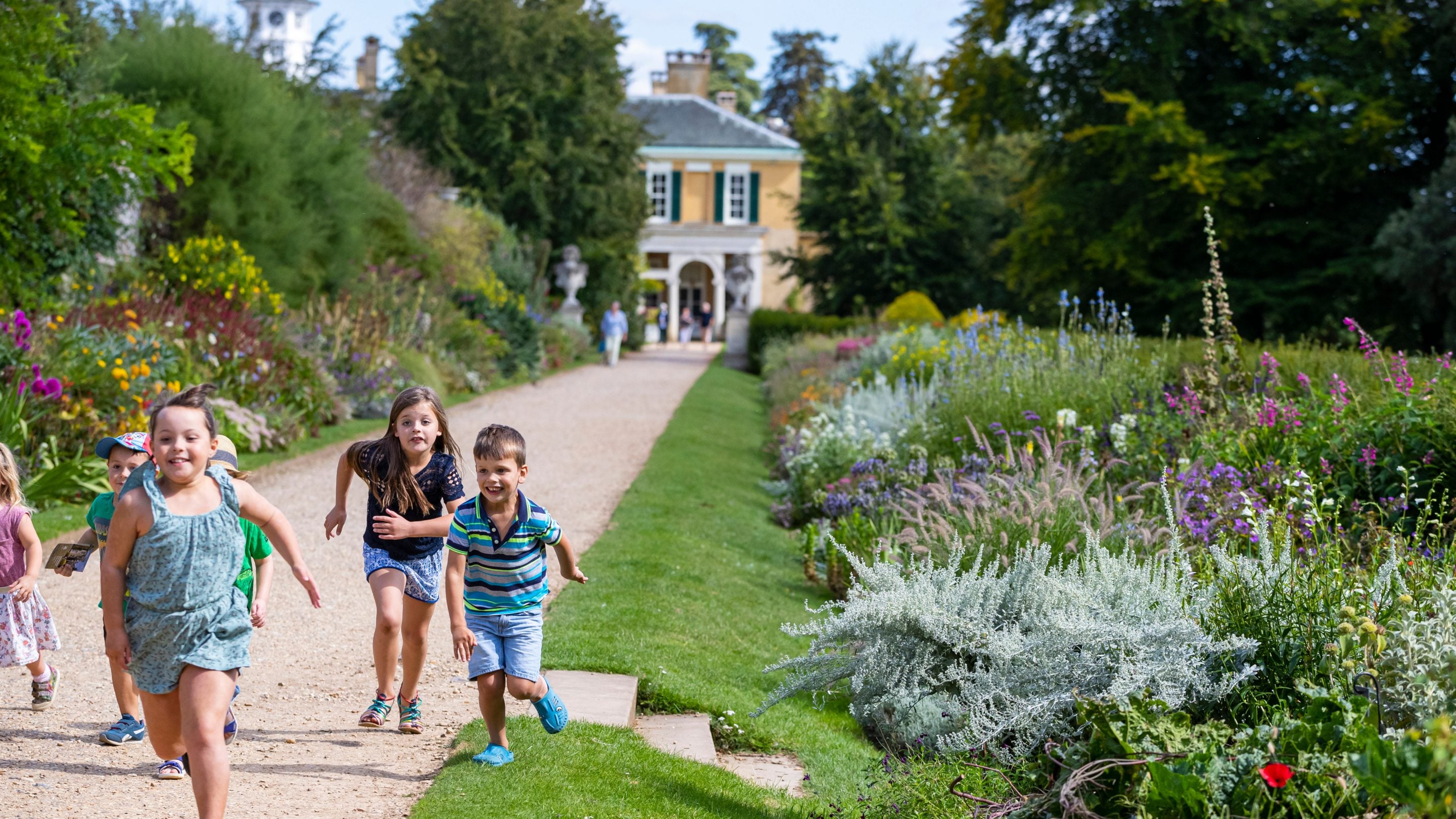 Days out with kids │ Basildon Park | National Trust