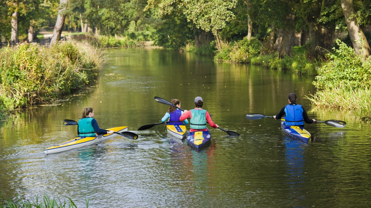 Guildford to St Catherine's Lock by canoe | National Trust