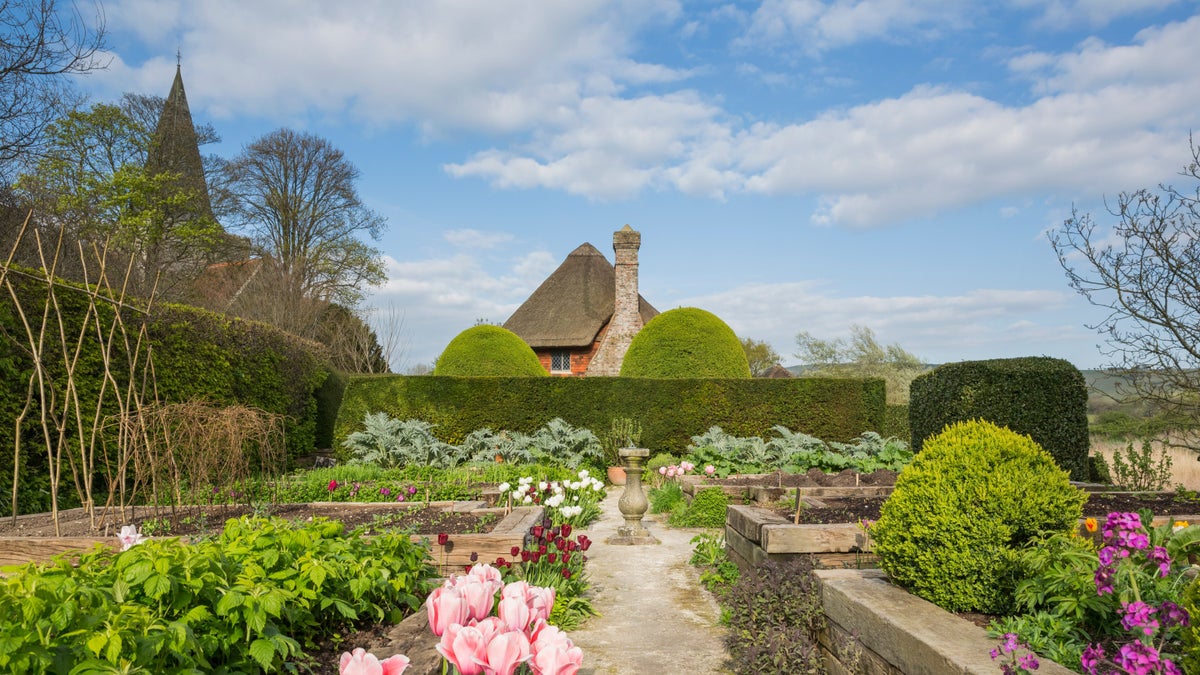 Gardens with medieval features | National Trust