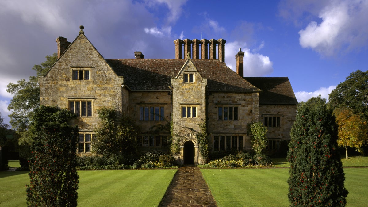Group visits to Bateman’s | East Sussex | National Trust
