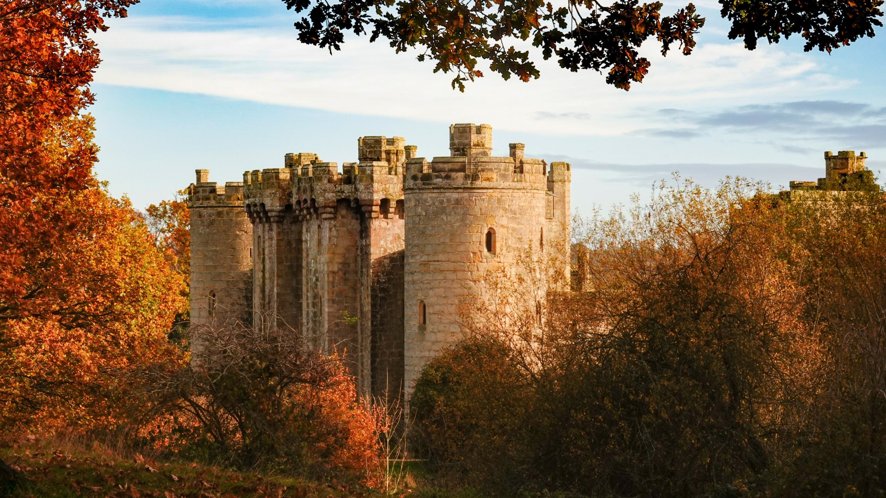 Visiting Bodiam Castle's grounds | E Sussex | National Trust