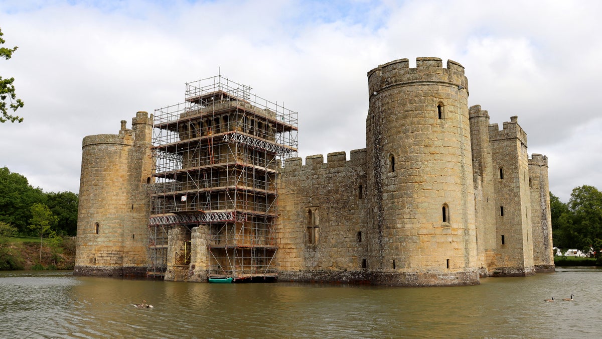 Conservation work at Bodiam Castle │ Sussex | National Trust