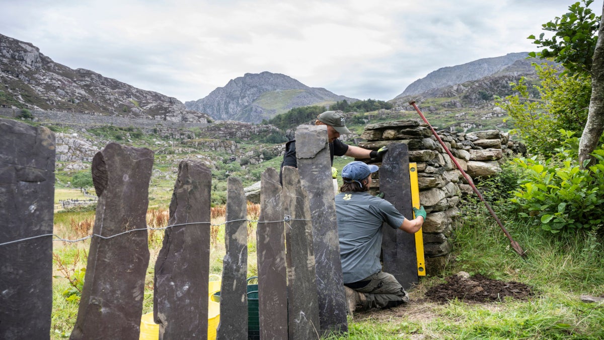 Crawiau fencing | Ogwen | Gwynedd | National Trust