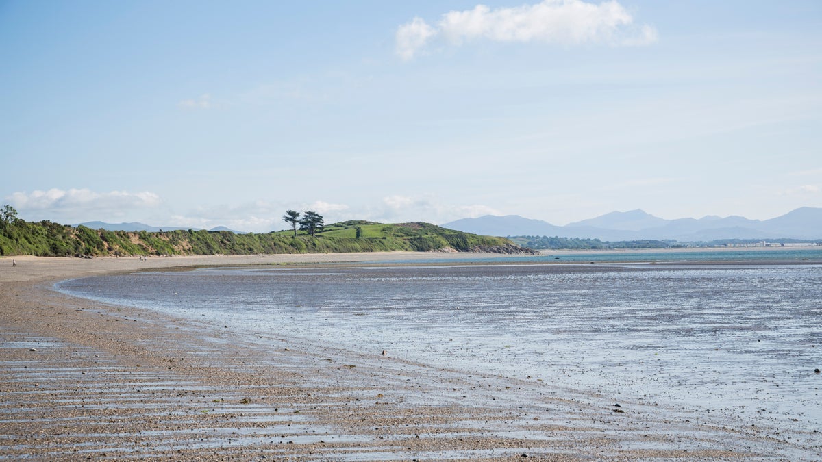 Coast and countryside car parks in Wales | National Trust