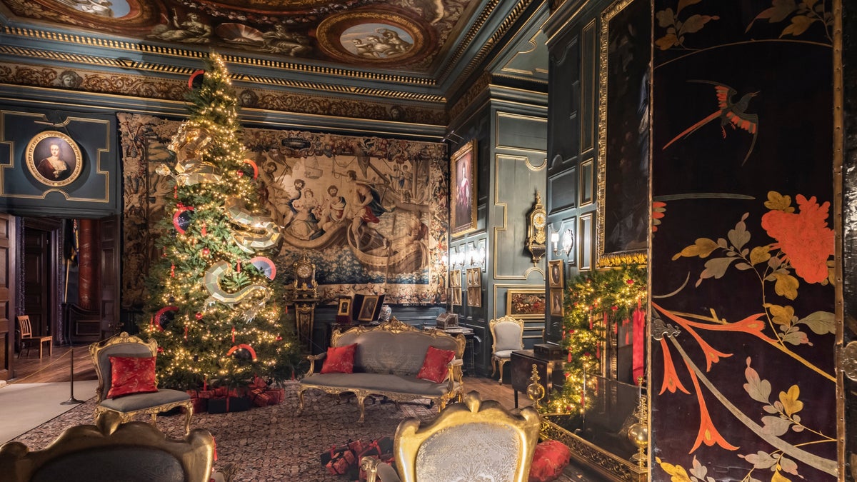 Christmas | Powis Castle and Garden | Wales | National Trust