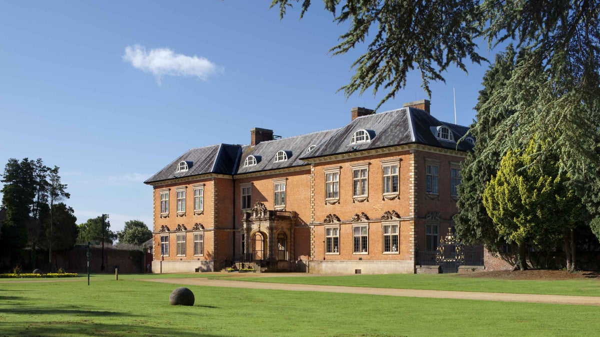 Houses and buildings in Wales | National Trust