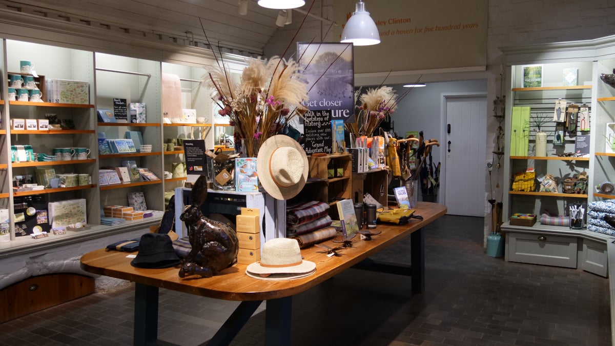 Eating and shopping at Baddesley Clinton | National Trust