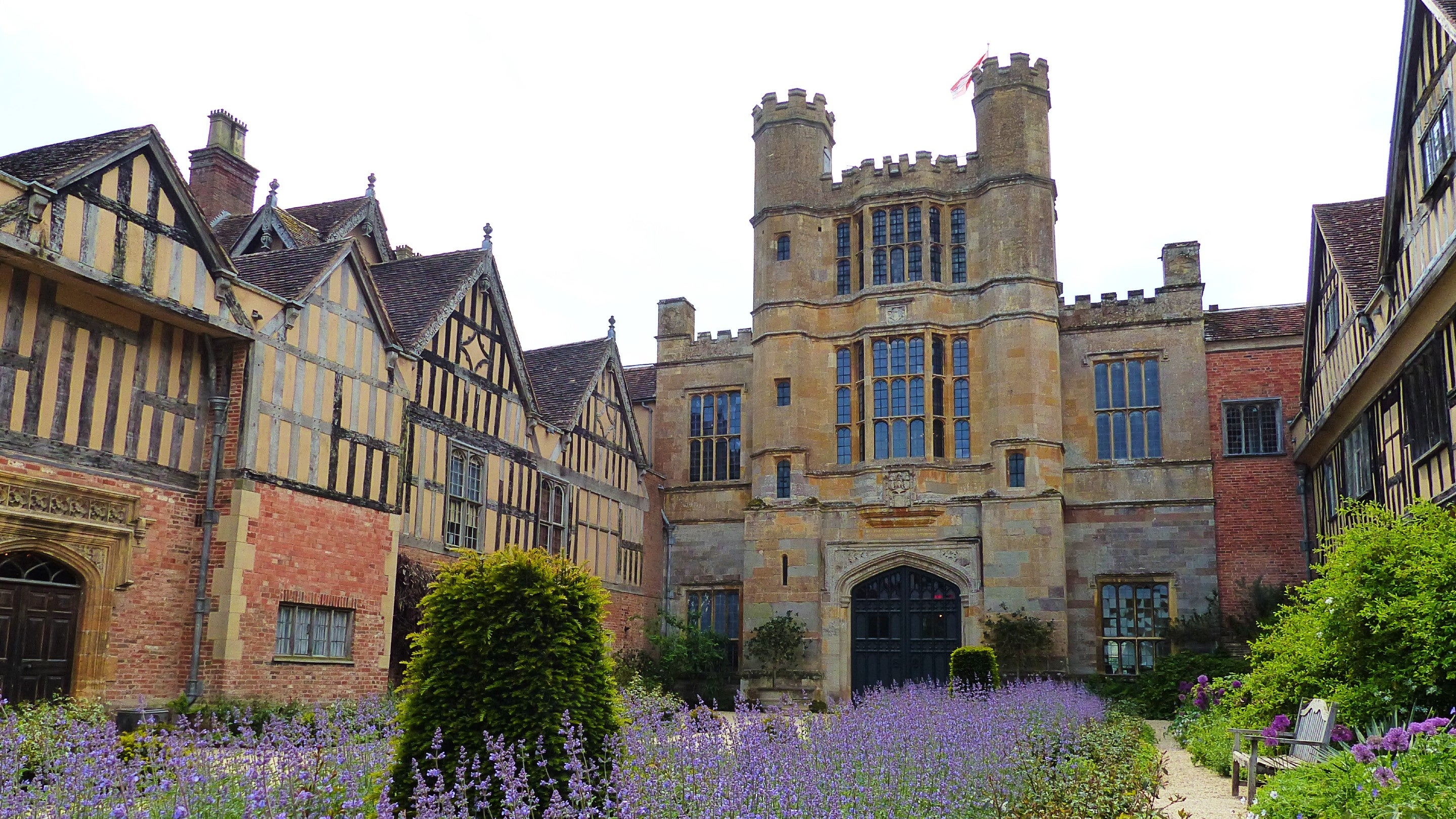 Coughton Court | Warwickshire | National Trust