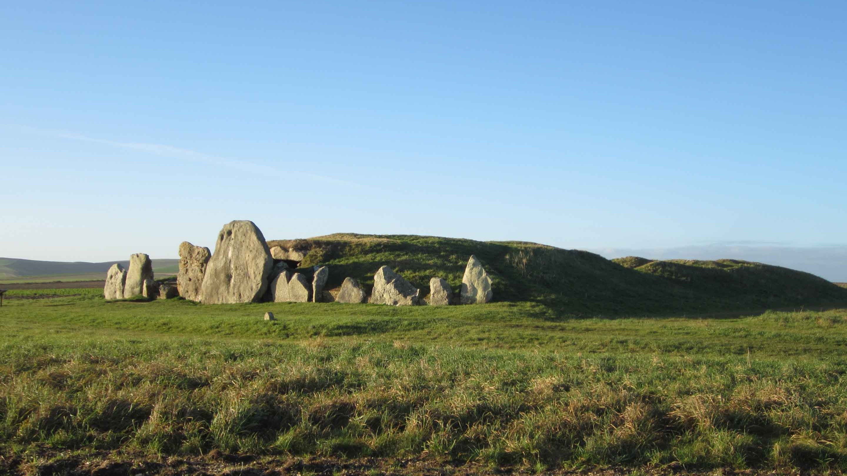 Avebury's stone circles & henge | Wiltshire | National Trust