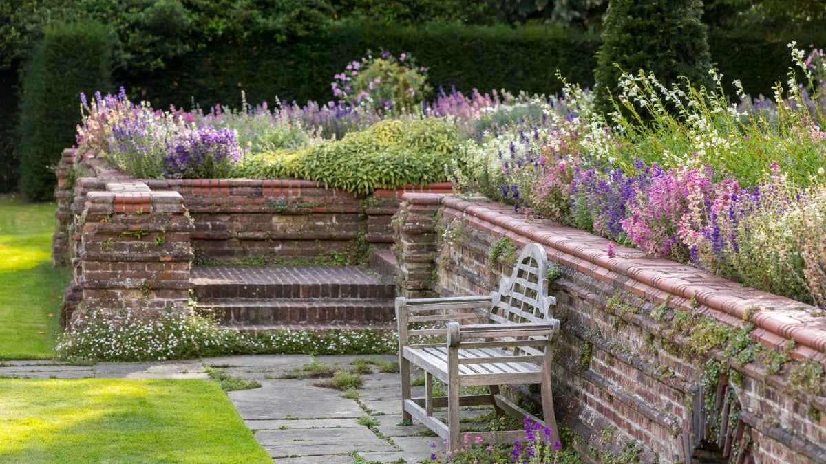 Visiting Goddards' garden | N Yorkshire | National Trust